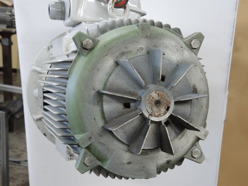 VEM K11R160 L4 3-phase 15 / 18 KW